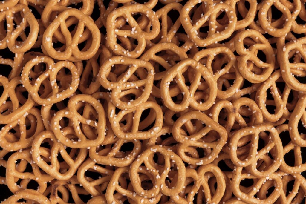 Little Cheesers Pretzels – Large Storage Jar – Tom Sturgis Pretzels